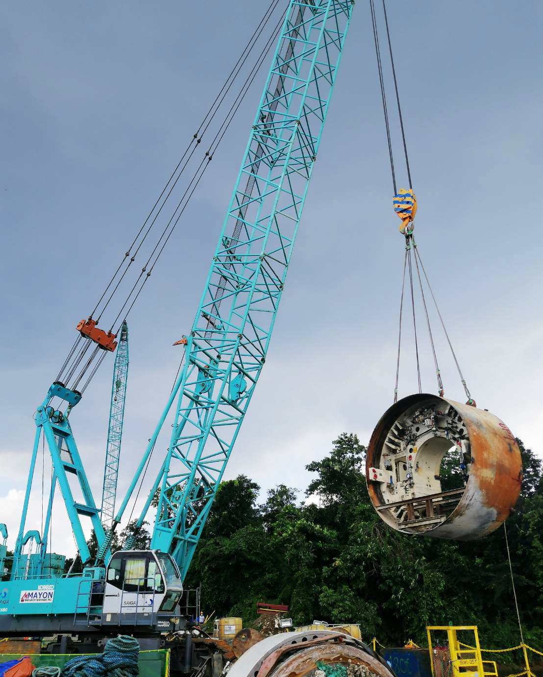 Extraction of Tunnel Boring Machine (TBM) parts in La Mesa Watershed ...